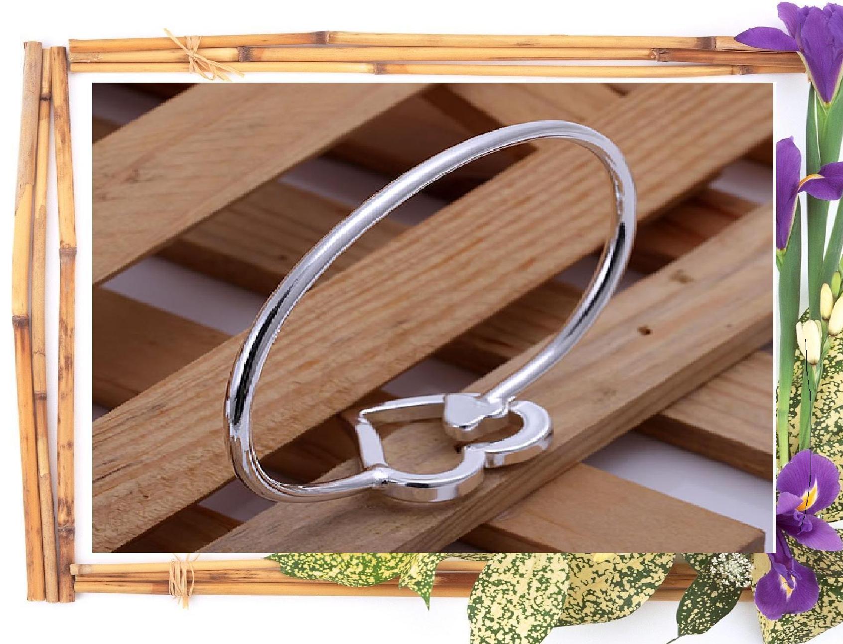 ♥love Heart Silver Plated Bracelet Bangle♥ on Luulla